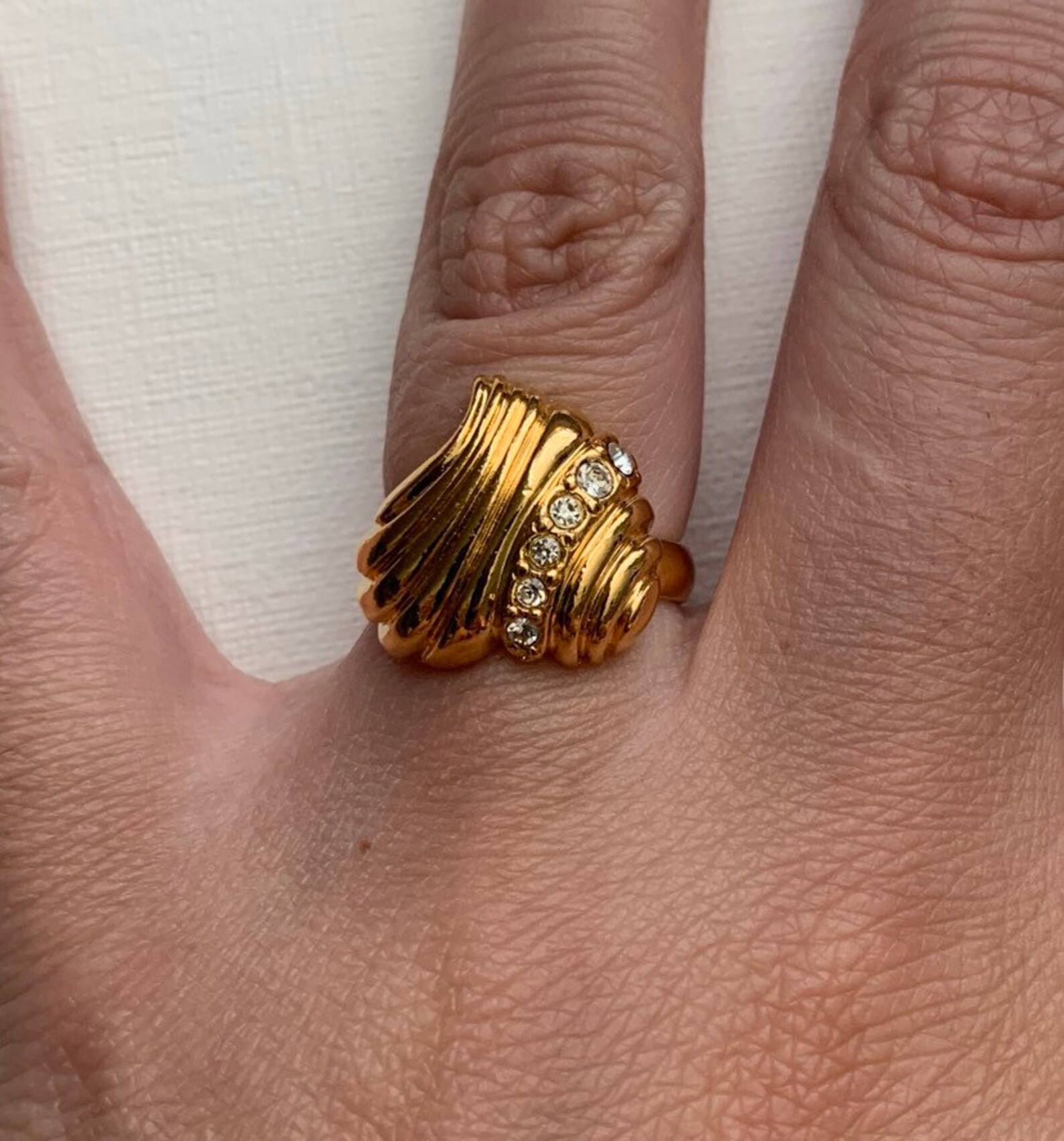 Avon Gold Tone Textured Heart With Rhinestone Vintage Ring Size 10 - Etsy