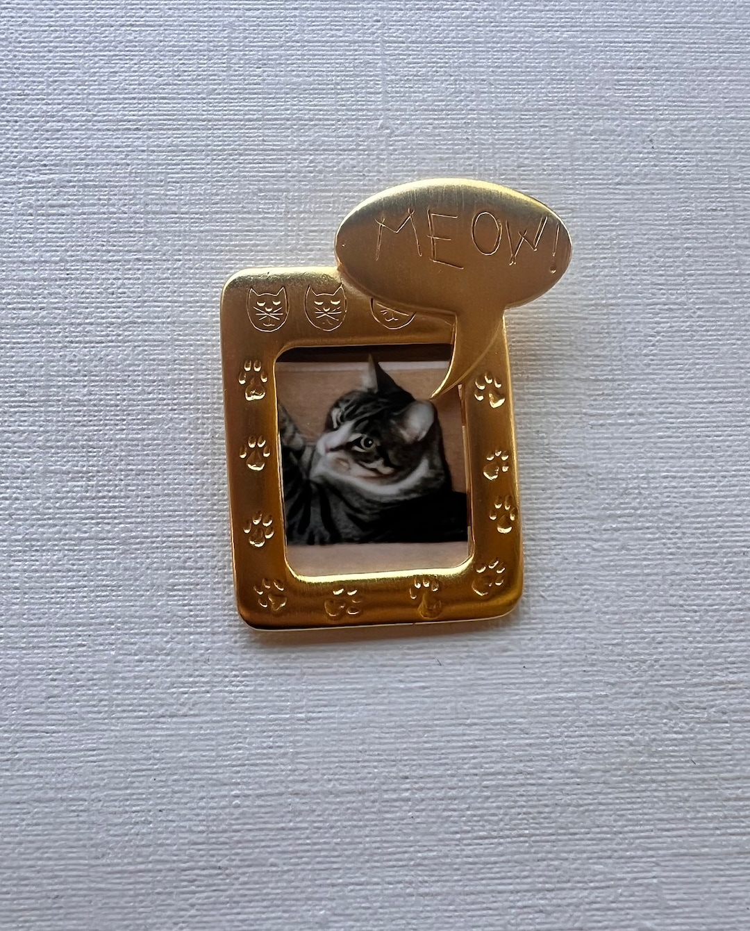 Vintage JJ Gold Tone Paw Print Meow Cat Picture Frame Brooch - Etsy