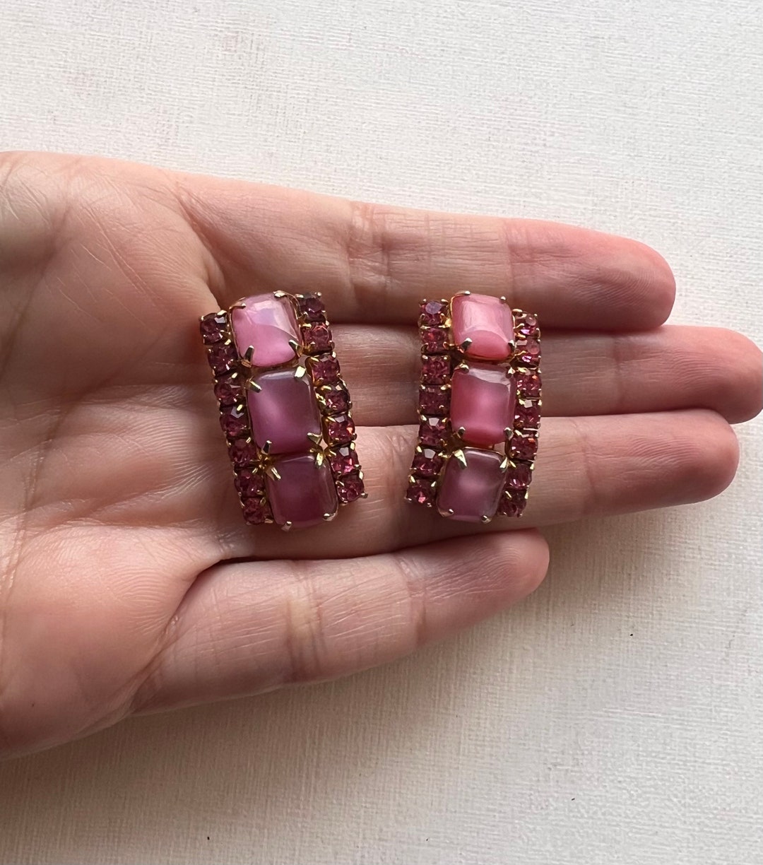 Vintage Mid-century Pink Rhinestone Clip on Earrings - Etsy