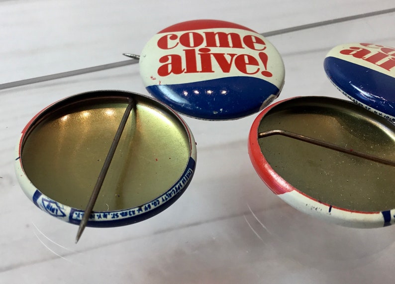 Pepsi “come Alive!” Set of 4, 1960’s 1 Inch Pin Back Buttons - Etsy