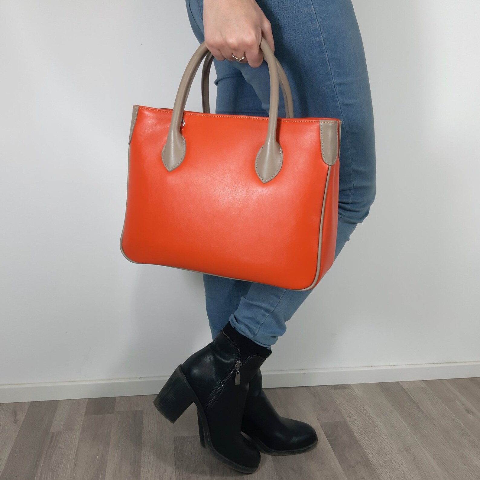 Paris / Paris T Collection, Summer and Spring Bags, Handmade in Italy ...
