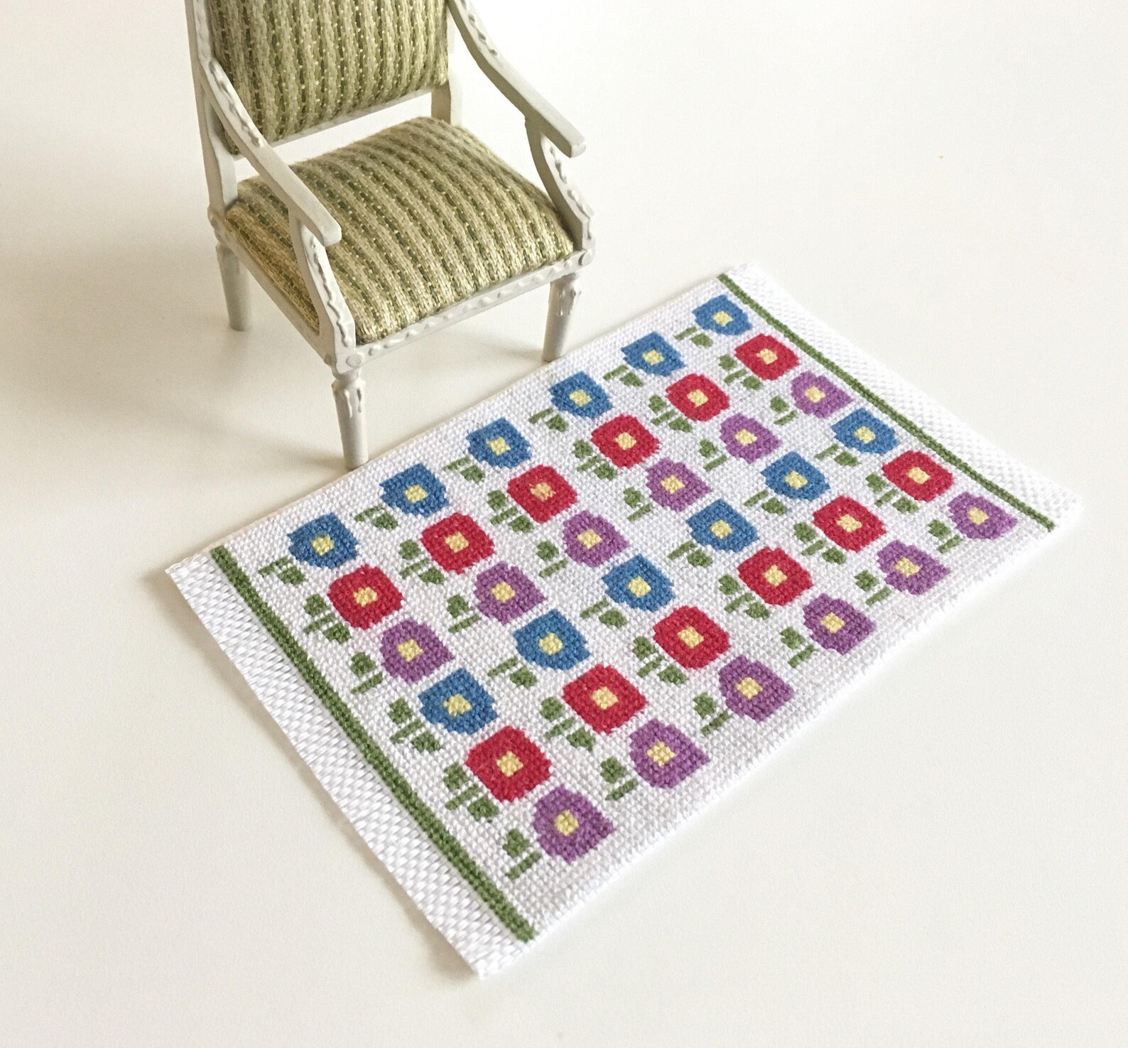 Miniature Hand Embroidered Rug/carpet Modern Floral | Etsy