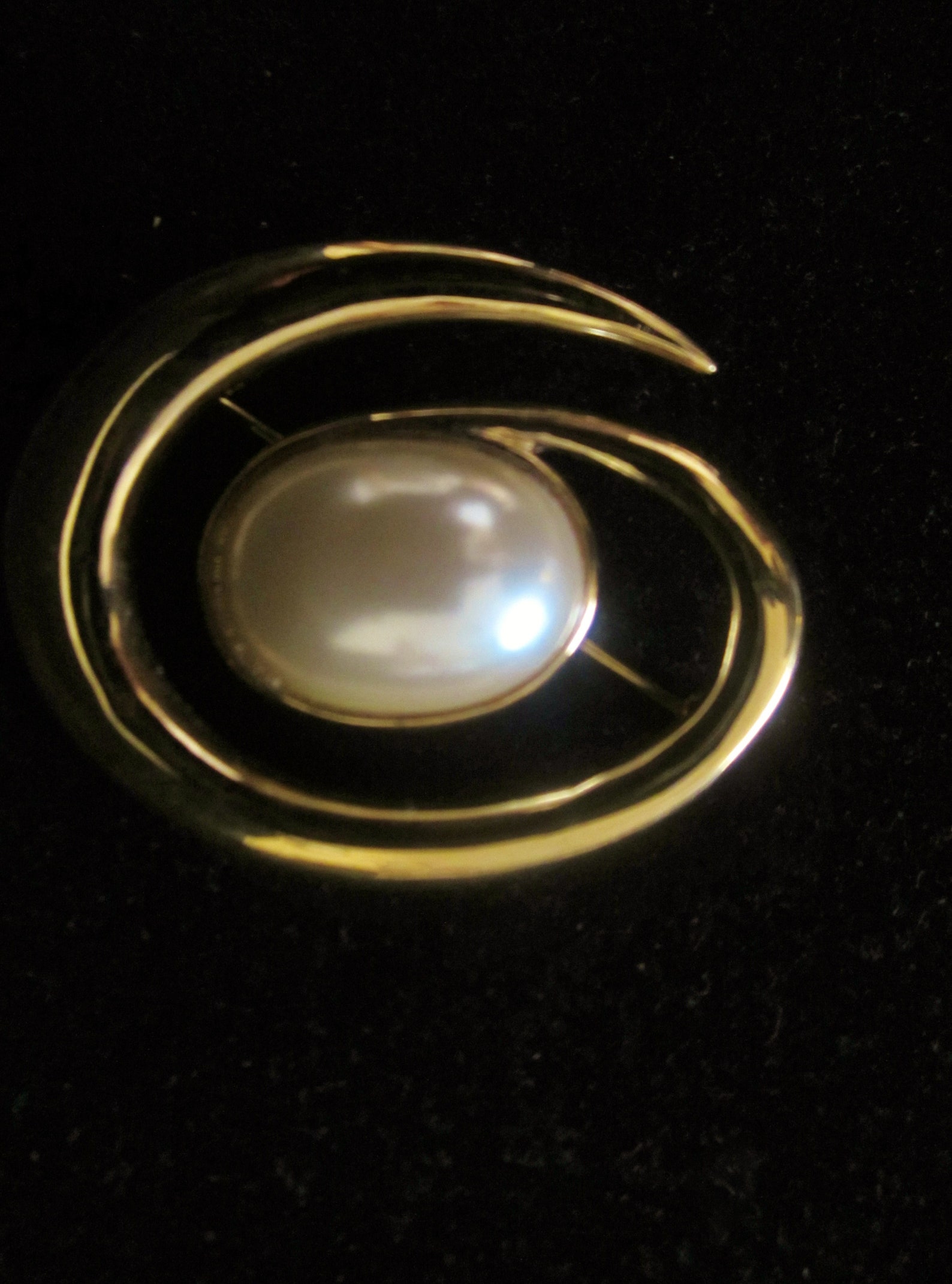 Monet Brooch Gold-tone Open Swirl Design Center Faux Pearl Lovely ...