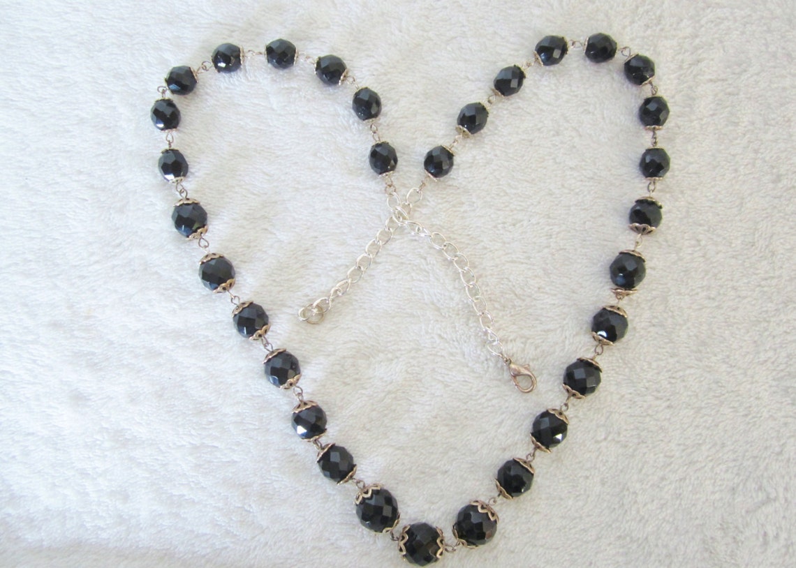 Black Graduated Glass Beaded Neck Chain Features Three Large - Etsy