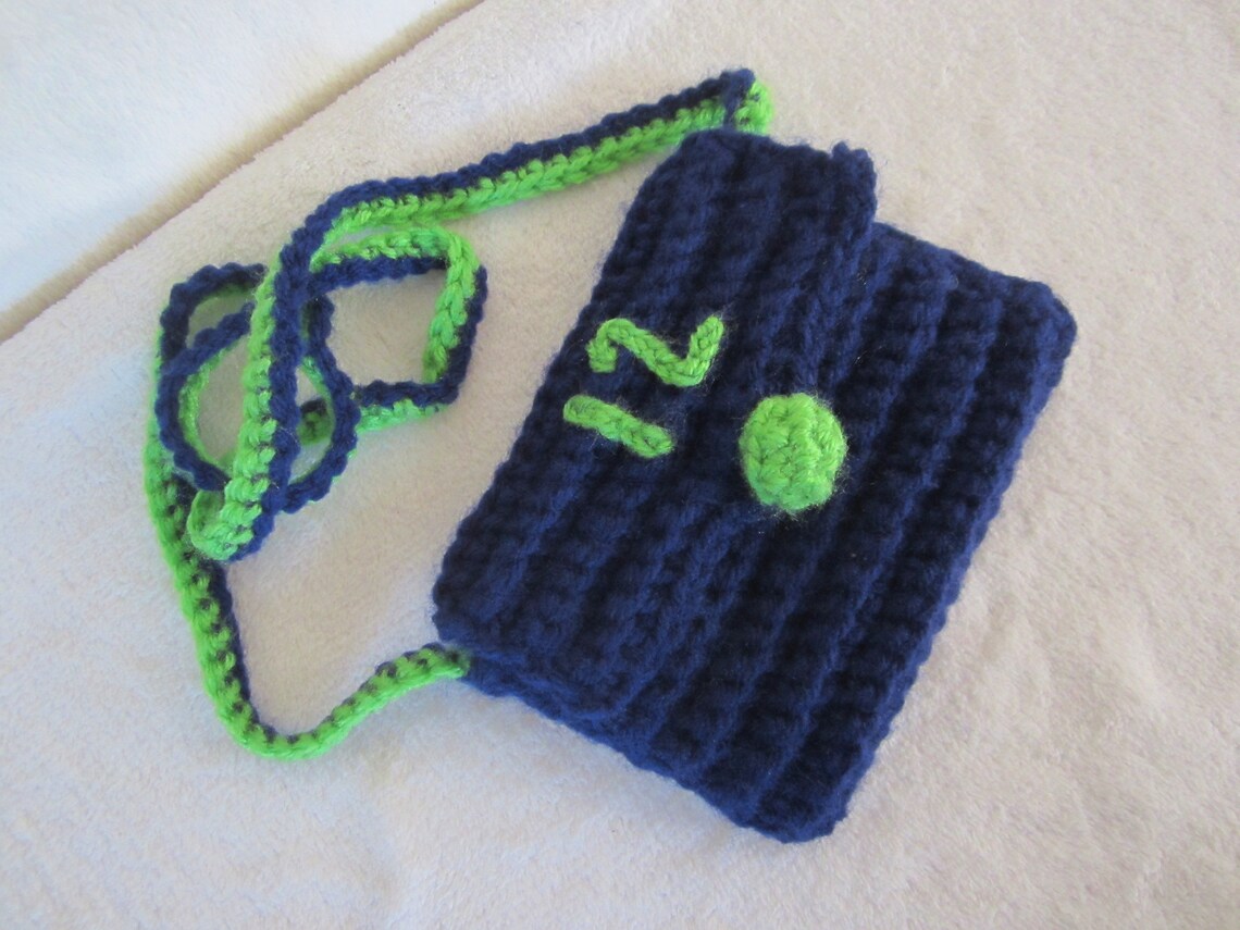 Seahawks Mini-bags Hand Crochet in Seahawk Green & Navy-blue. - Etsy