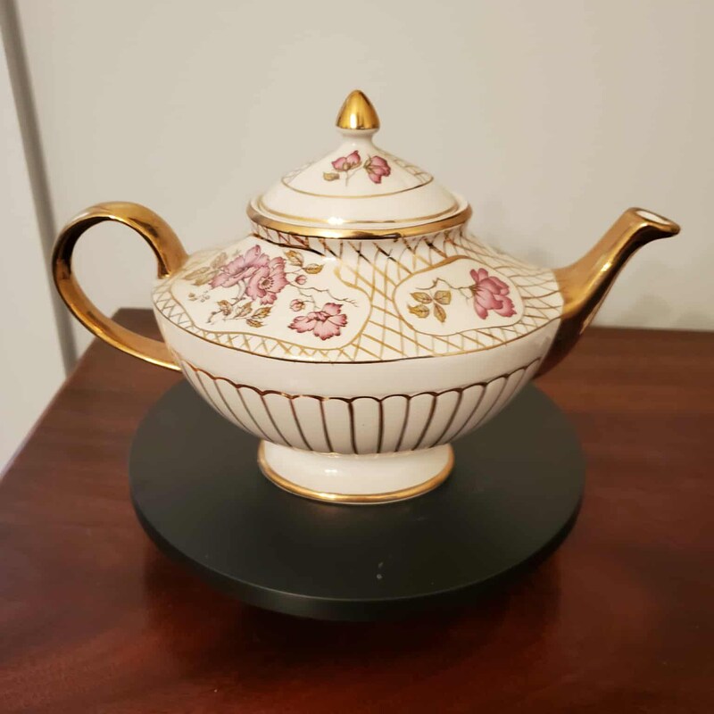 Arthur Wood Teapot - Etsy