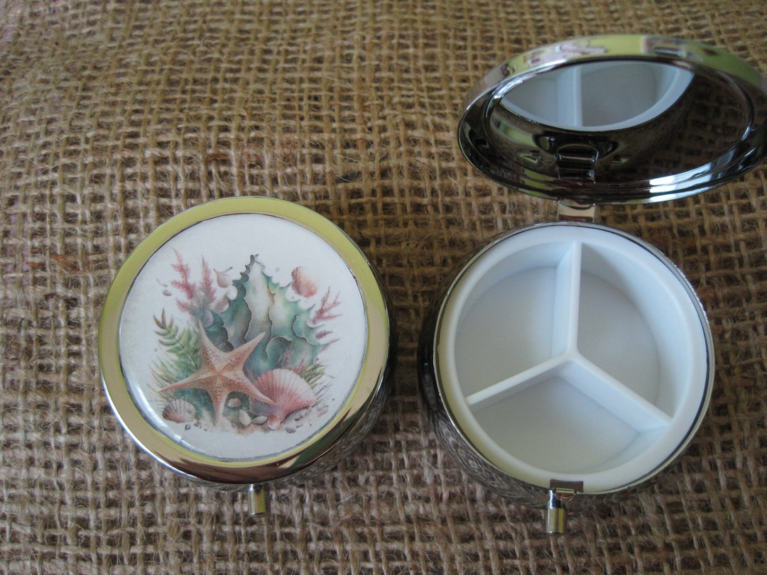 Sea Shells Themed Three Compartment Pill Box OR Compact Mirror - Etsy