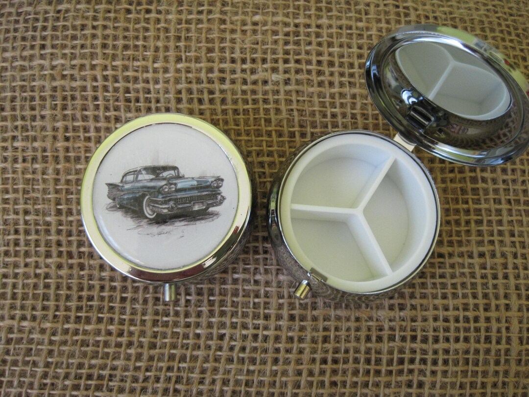 Classic American Cars Themed Three-compartment Pill Box (choose Your ...