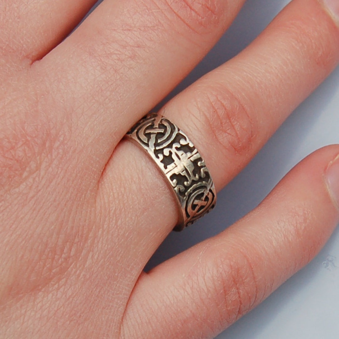 Fabulous SYMBOL Design Vintage Silver Ring. US Size 6.5 UK Size N - Etsy