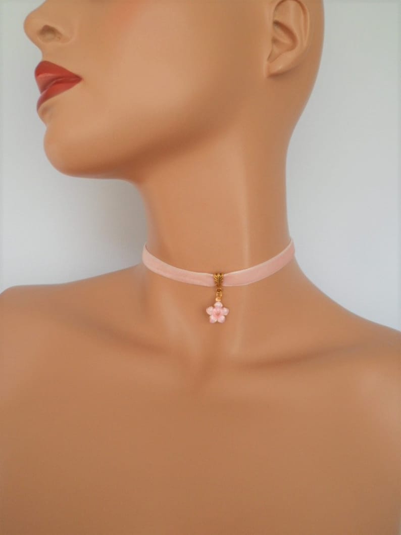 Pink Velvet Choker Flower Choker Daisy Necklace Daisy - Etsy