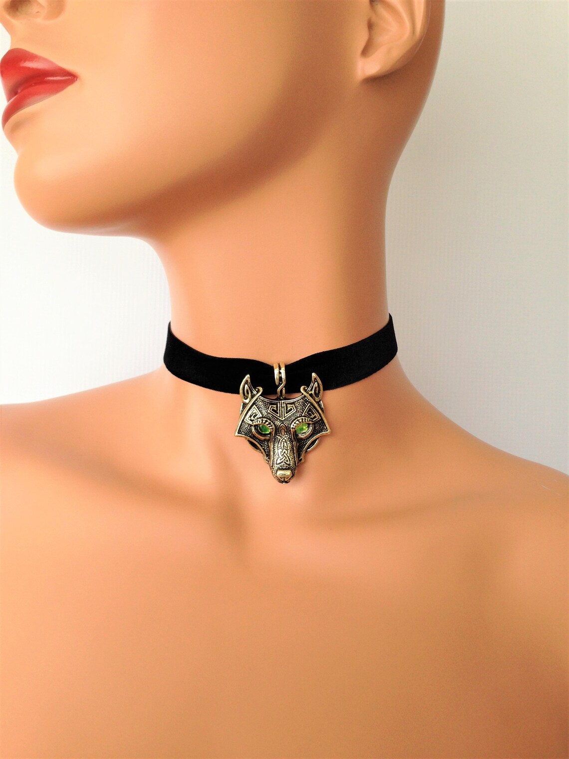 Black Velvet Wolf Choker - Etsy