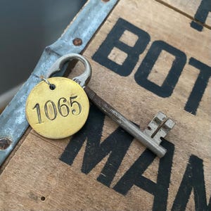 Vintage Skeleton Key - Antique Hotel Keys - Brass Disc Fob - Rustic ...