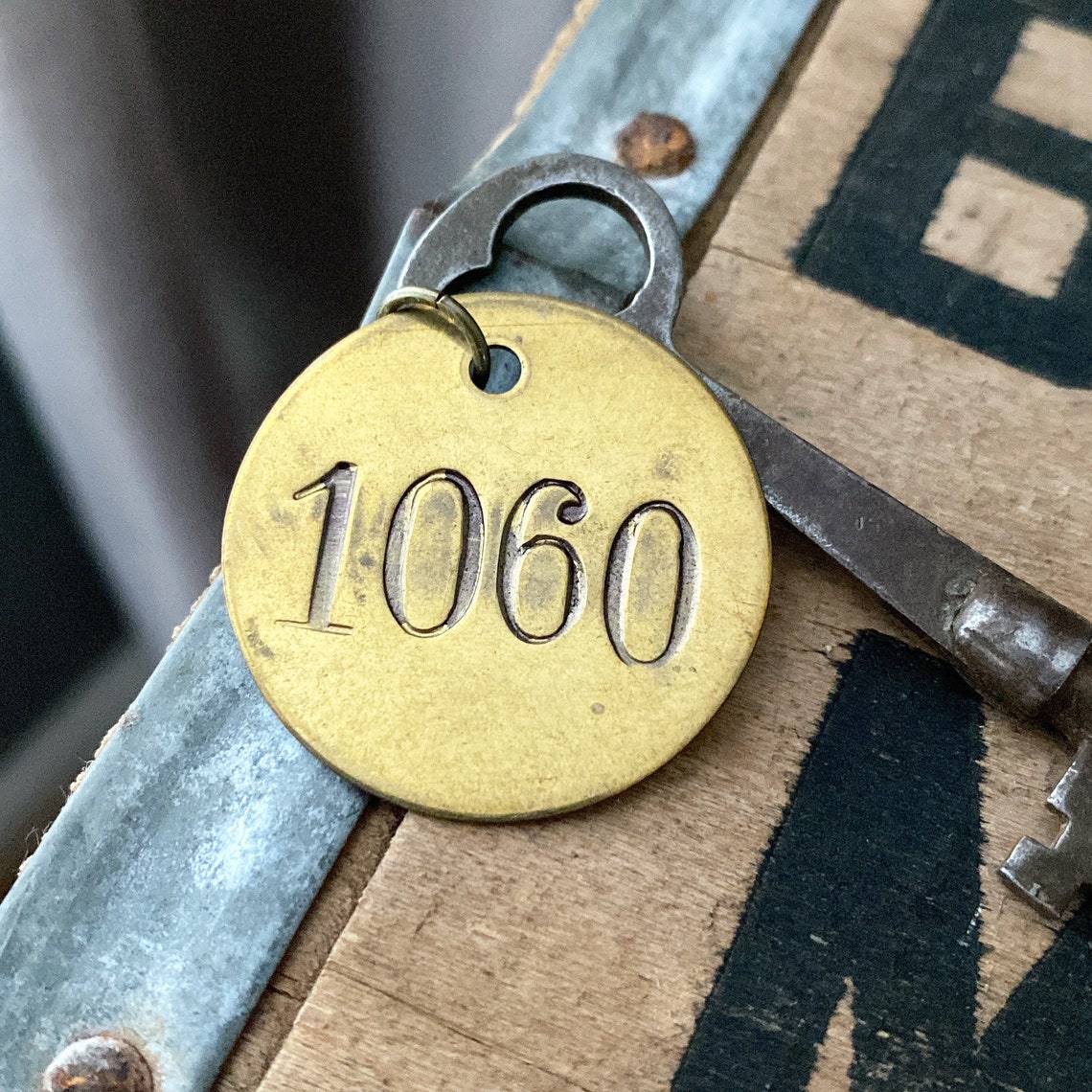 Antique Skeleton Key Vintage Hotel Keys Brass Disc - Etsy