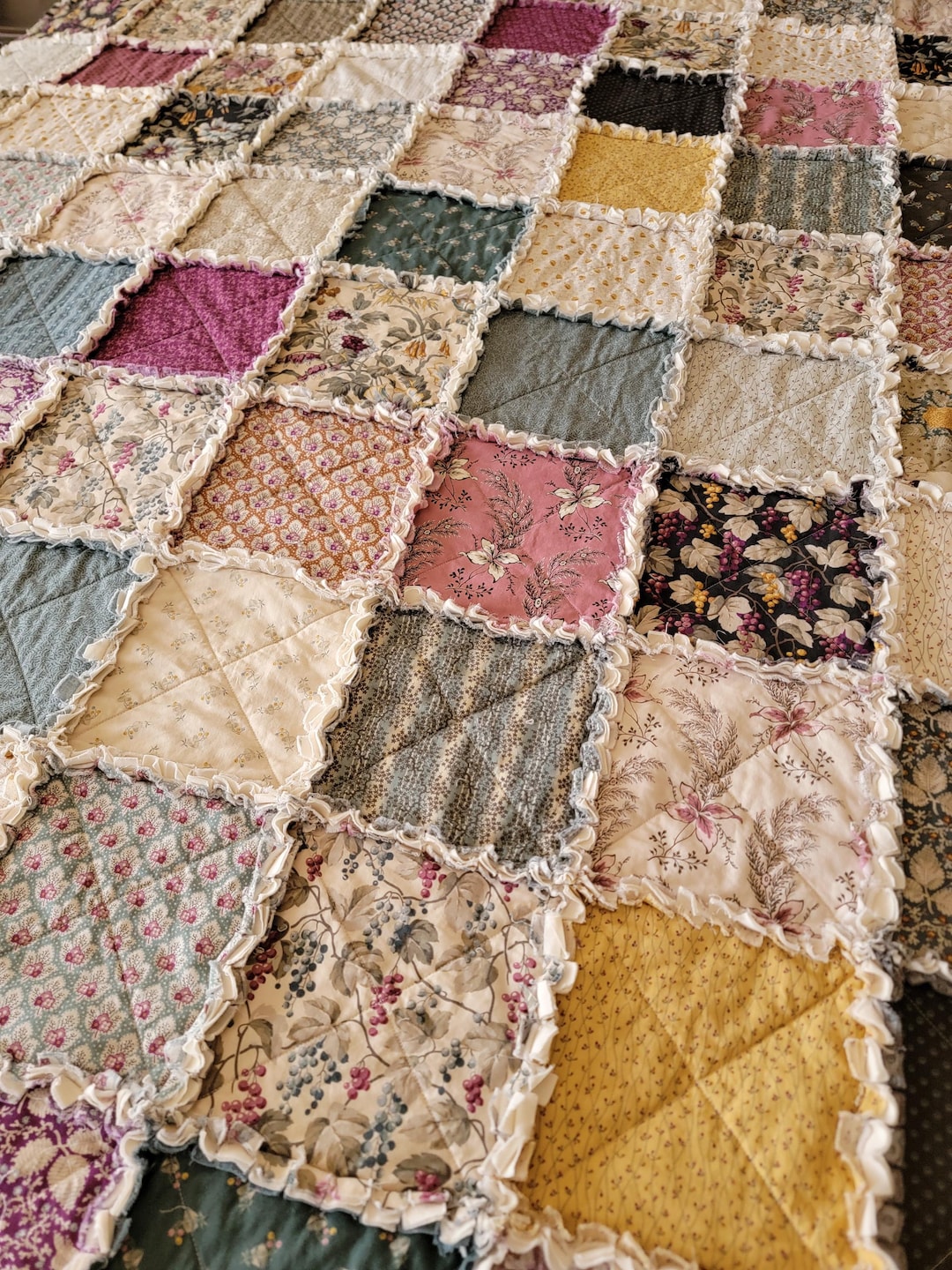 English Garden Large Rag Quilt Throw - Pinks Yellows Greens Blues Tans ...
