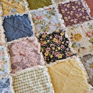 Garden Magic Queen Rag Quilt Blues, Pinks, Greens, White, Cream - Etsy