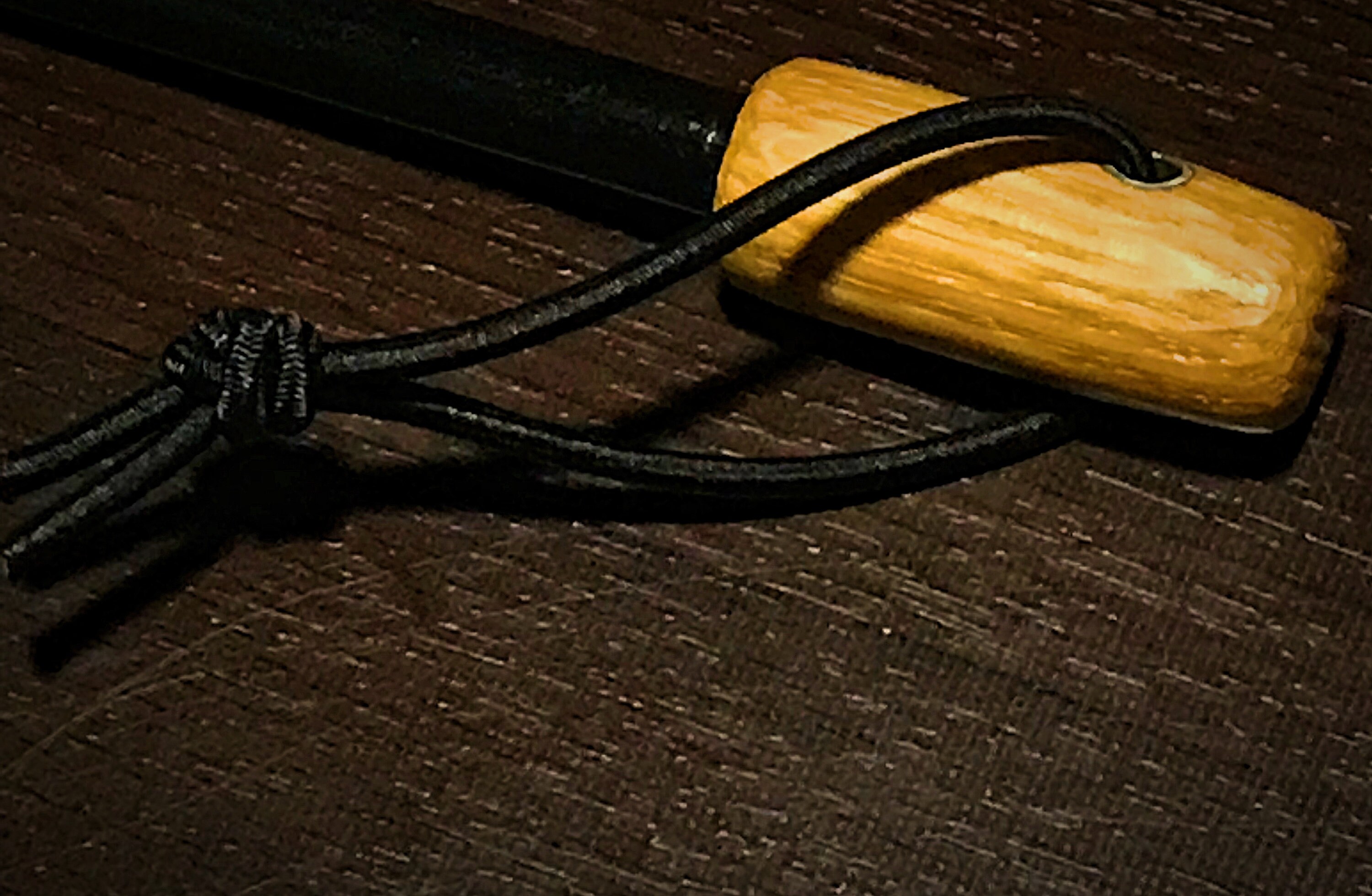 Handmade 3/8 Linen Micarta Red/white Ferro Rod | Etsy