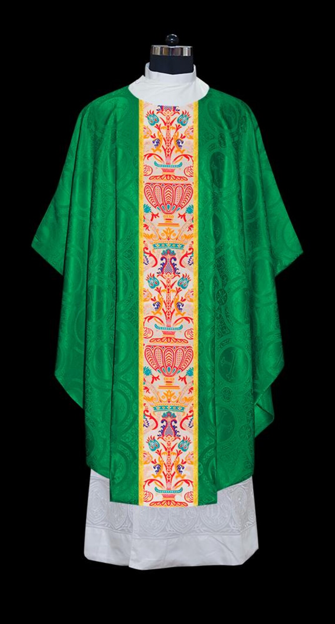 Traditional Gothic Chasuble Vestment in Coronation Tapestry - Etsy