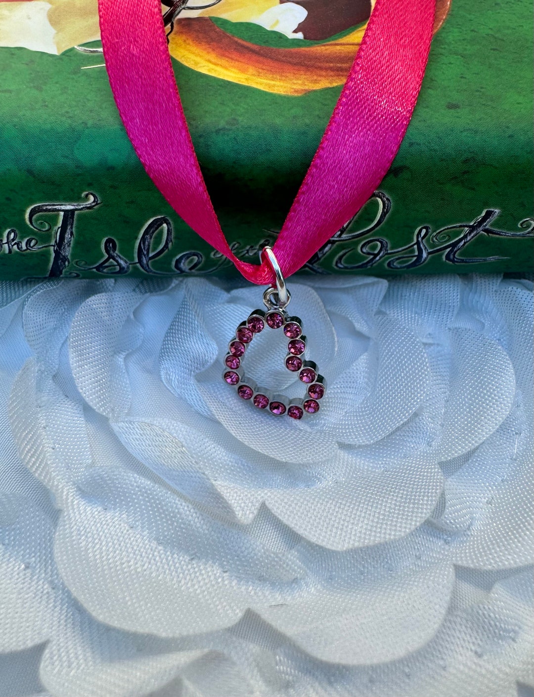 Rise of Red Bridget Pink Gem Heart Choker Necklace Queen of Hearts ...