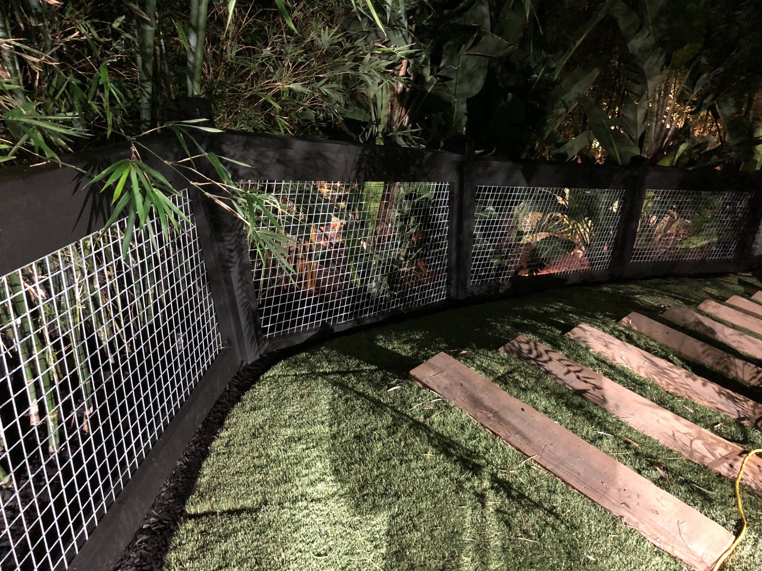Farm Fence W/ Wire Mesh - Etsy