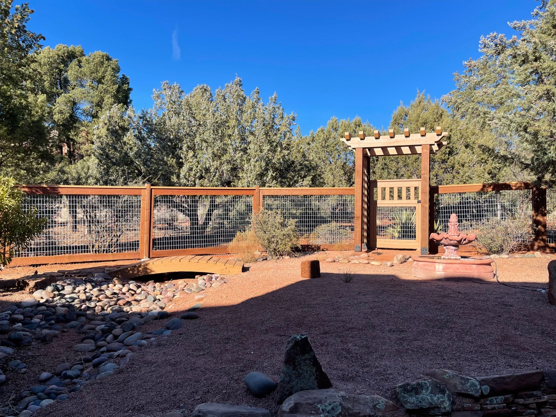 Farm Fence W/ Wire Mesh - Etsy