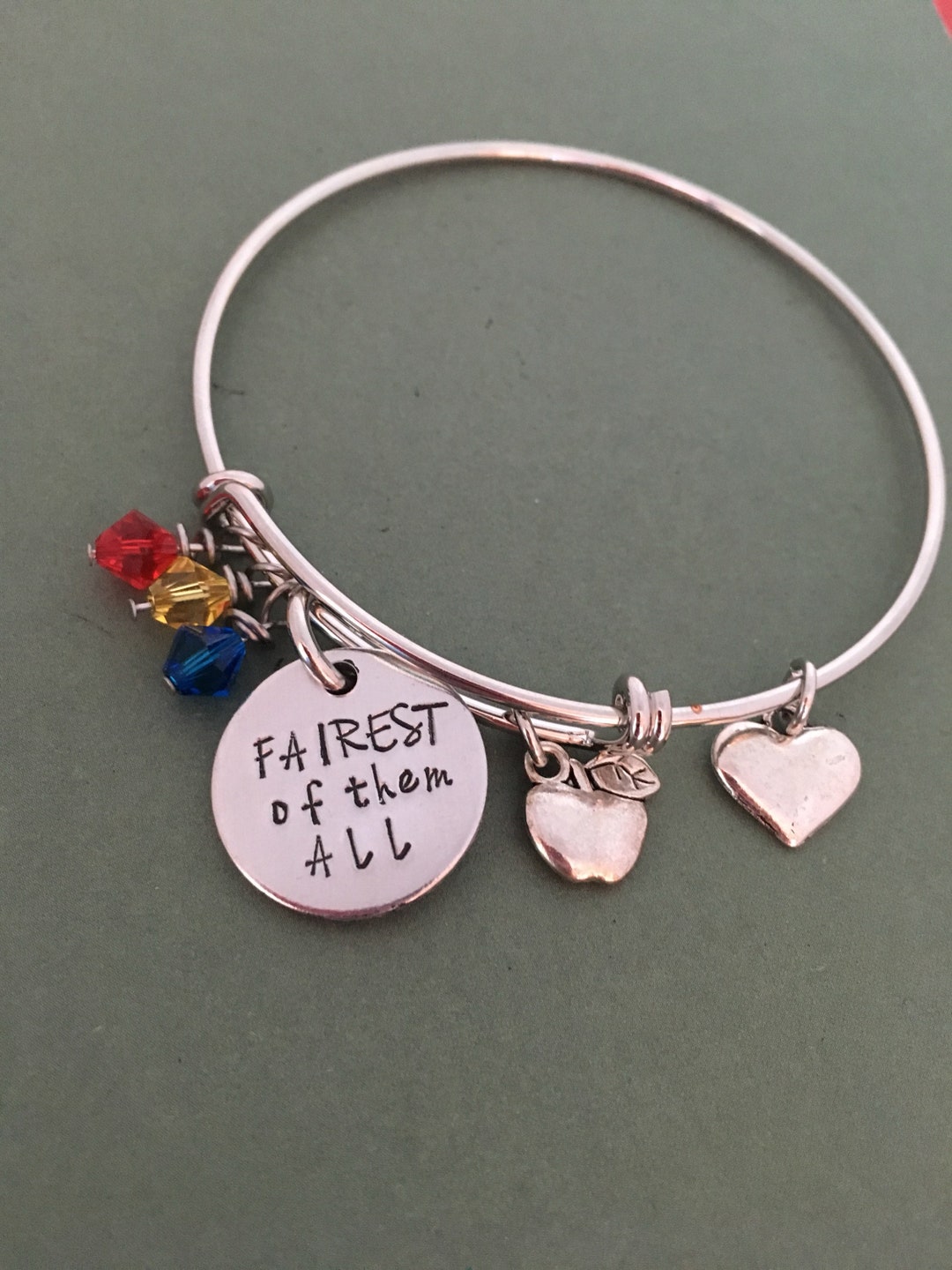 Snow White Bracelet The Princess Collection Fairest of Them All - Etsy.de