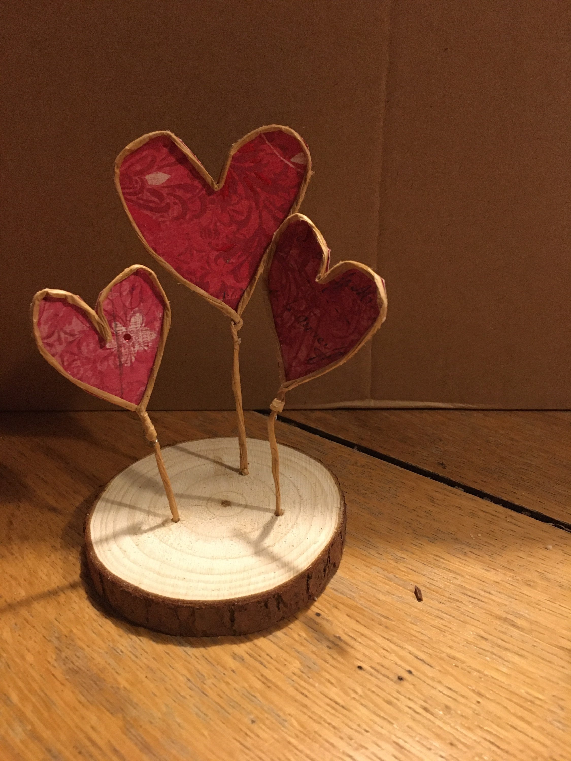 Romantisches Geschenk - Drahtkunst und Holz Trio aus Herzen - Etsy.de