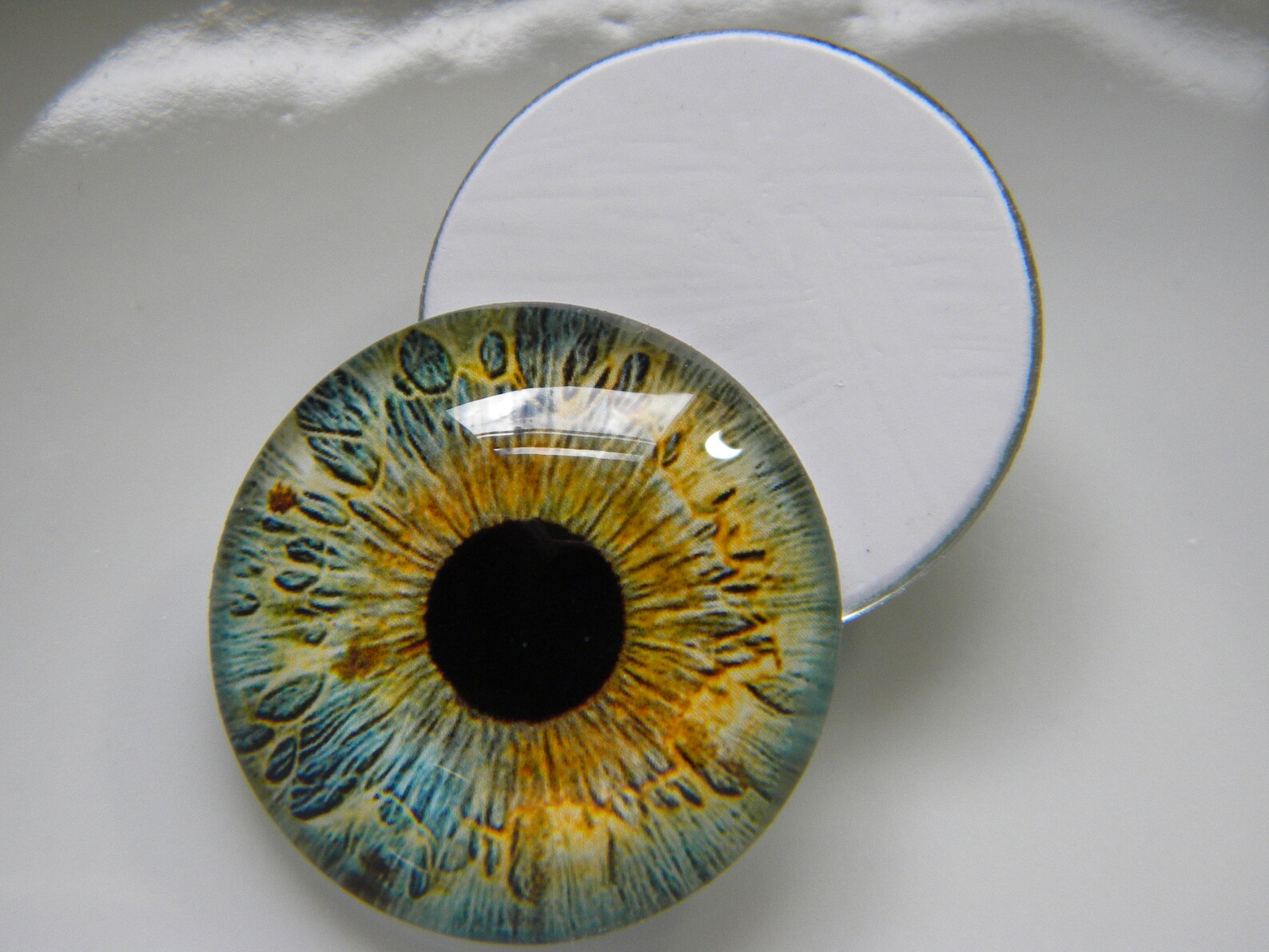 Glass Eyes, Gold Eyes, Golden Eyes, Doll Eyes, Human Eyes, Animal Eyes ...