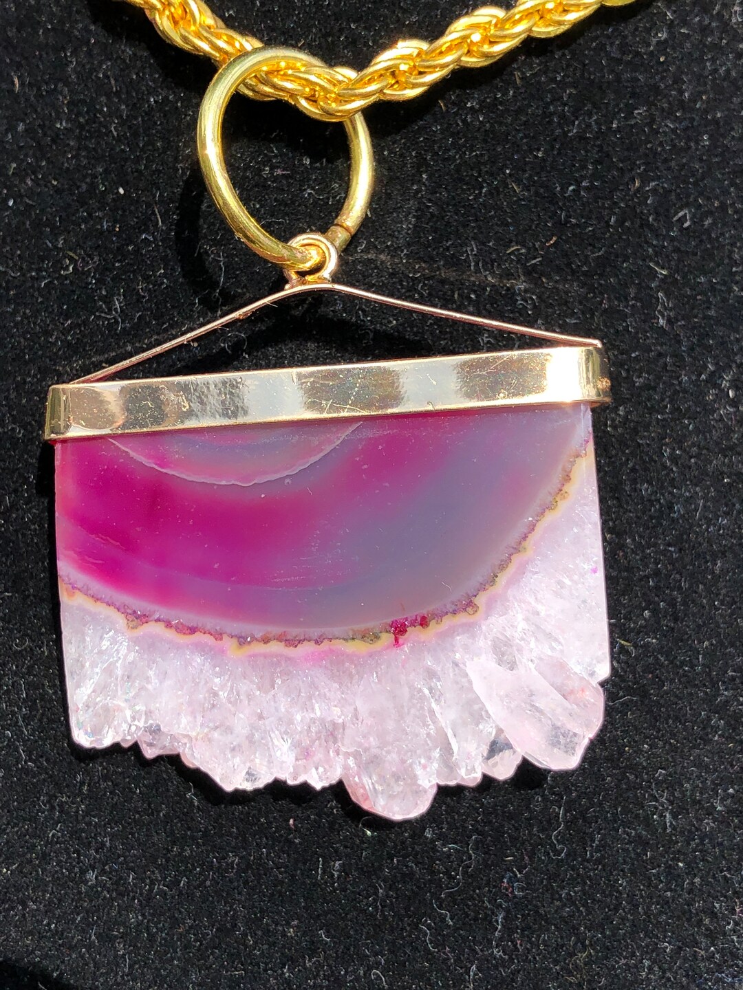 Raw Pink Crystal Geode Necklace - Etsy.de
