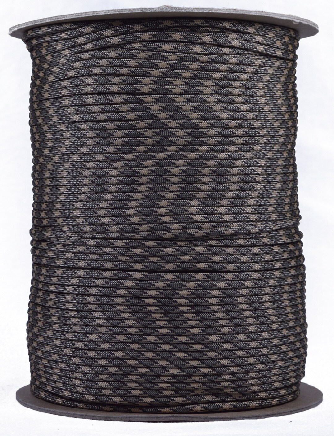 Rattler - 1000 Foot Spool - 550 Paracord for Paracord Crafts - Made in ...