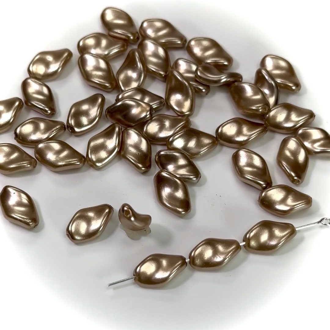 Czech Fancy Twisted Glass Pearls 14x8mm Beige Mink Color, 40 Pieces ...
