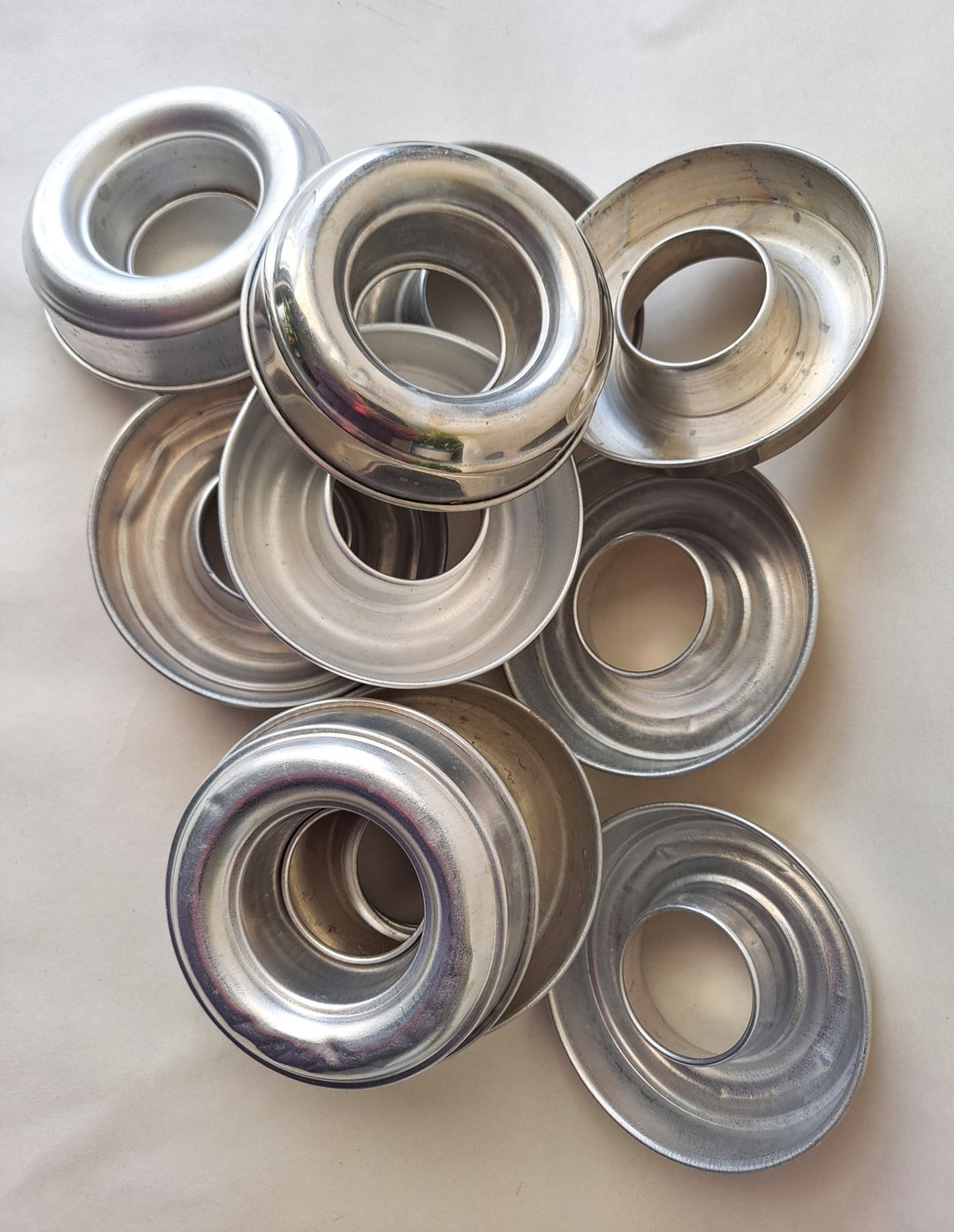 Set of 12 Vintage Round Mini Aluminum Jello Custard Molds Donut Tins - Etsy