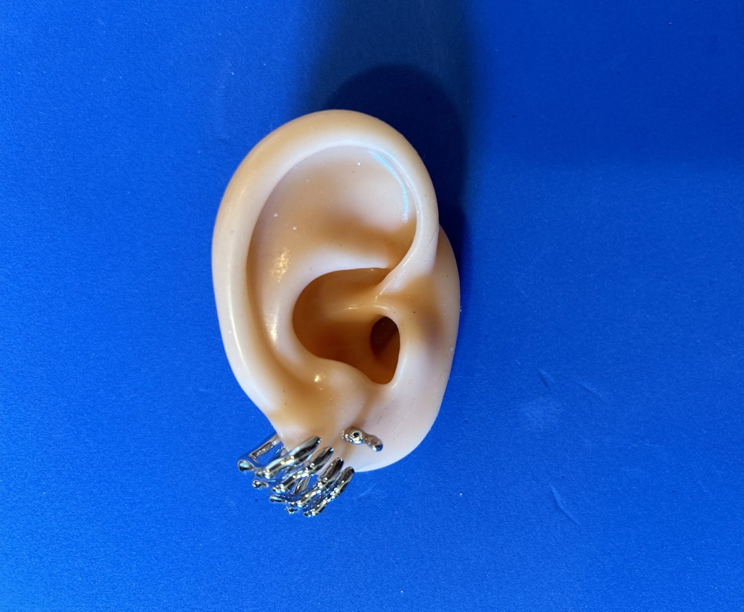 Creepy Halloween Skeleton Hand Earring/thumb Protruding Throug Ear Lobe ...