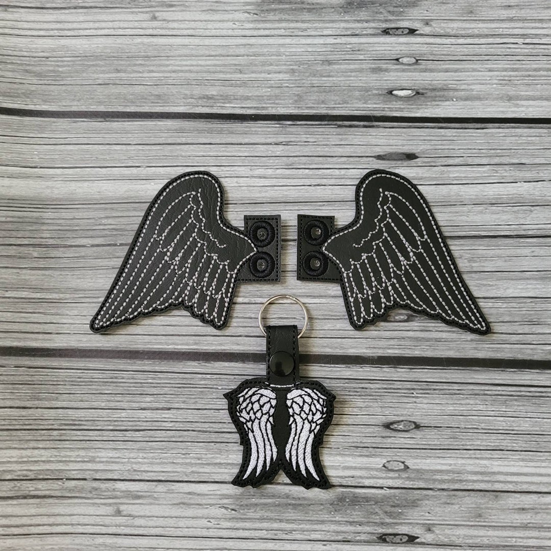 Daryl Wings Keychain Angel Shoe Wings TWD Embroidered Key Fob Zipper ...