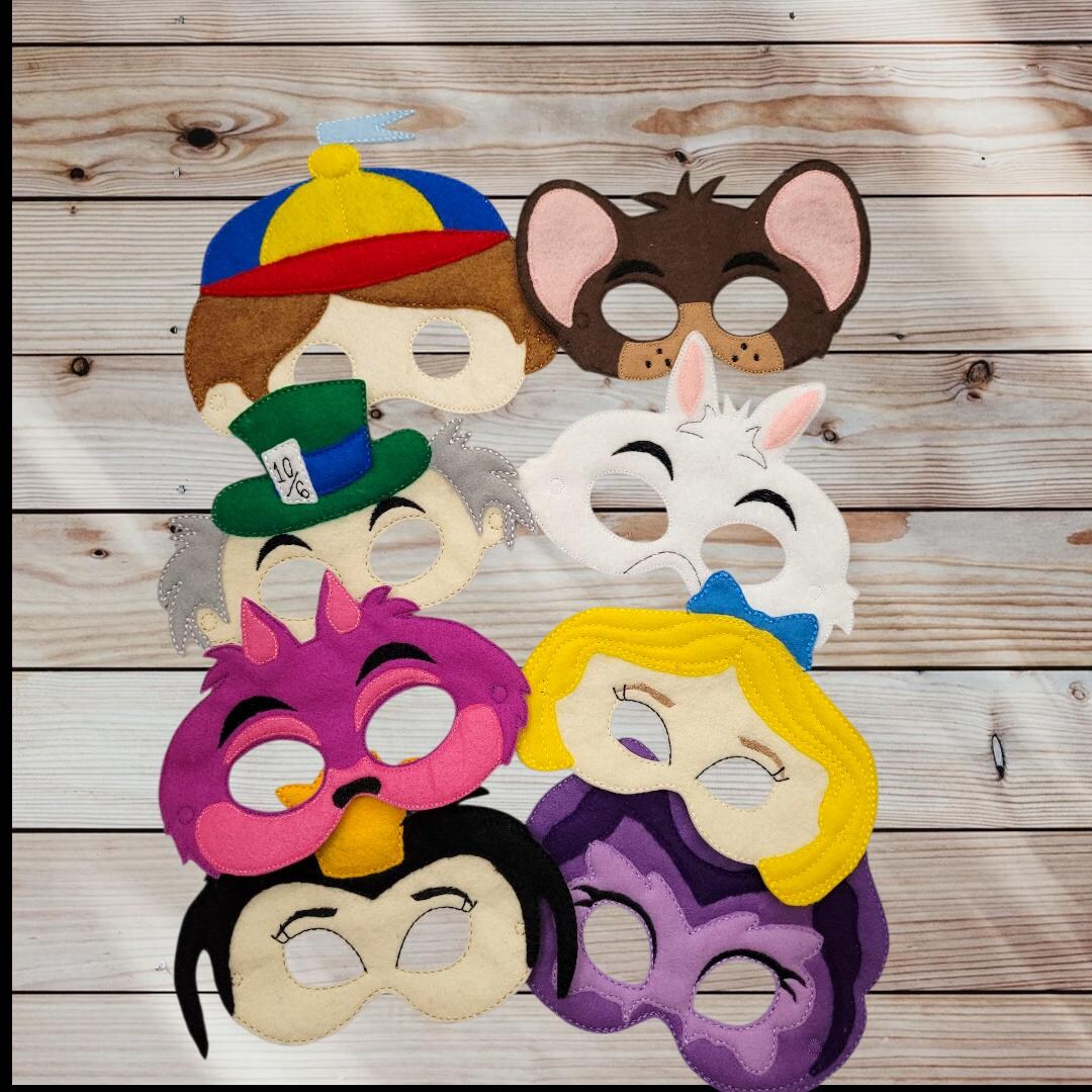 Storybook Characters-wonderland-alice-queen-dormouse-mad Hatter ...