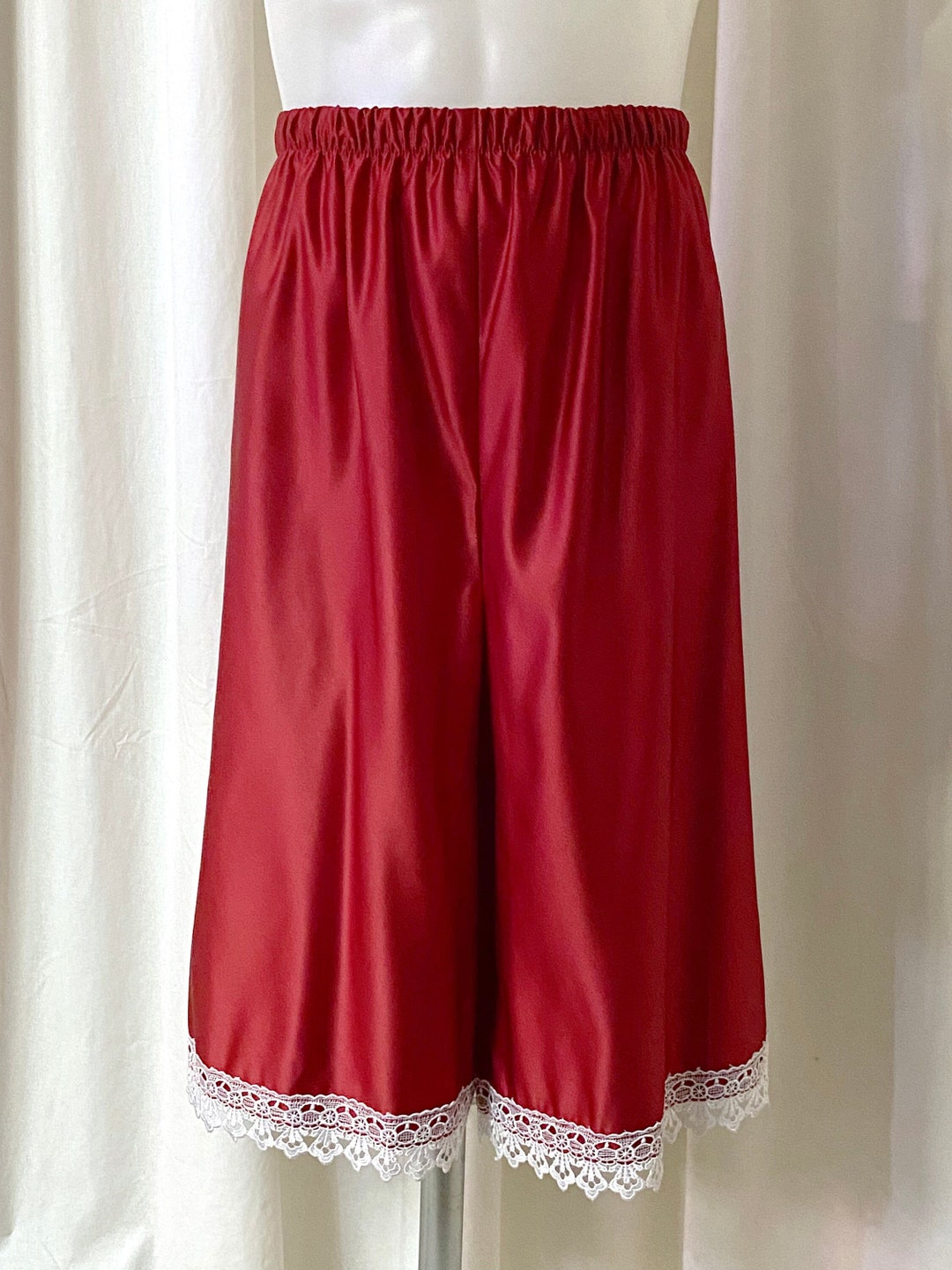 Bloomers in Red Matte Satin W/heavyweight White Lace Edging, Size L - Etsy