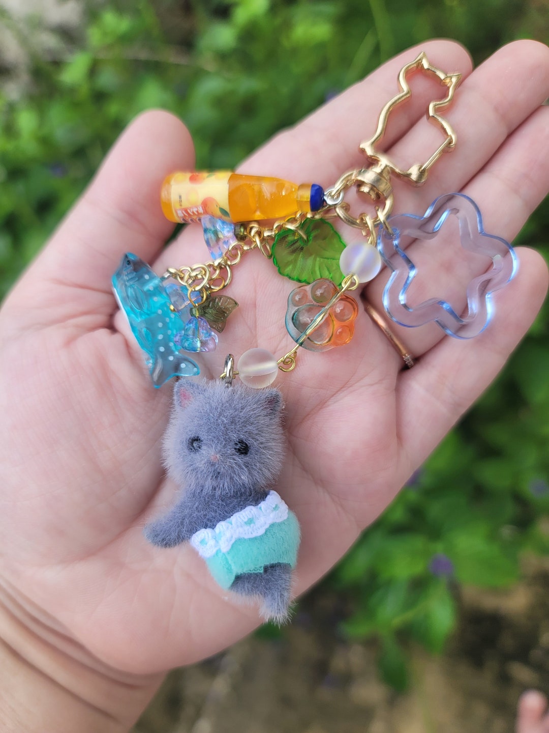 Y2K Calico Critters Keychain!! | Persian Cat | Glass Beads | Sylvanian ...