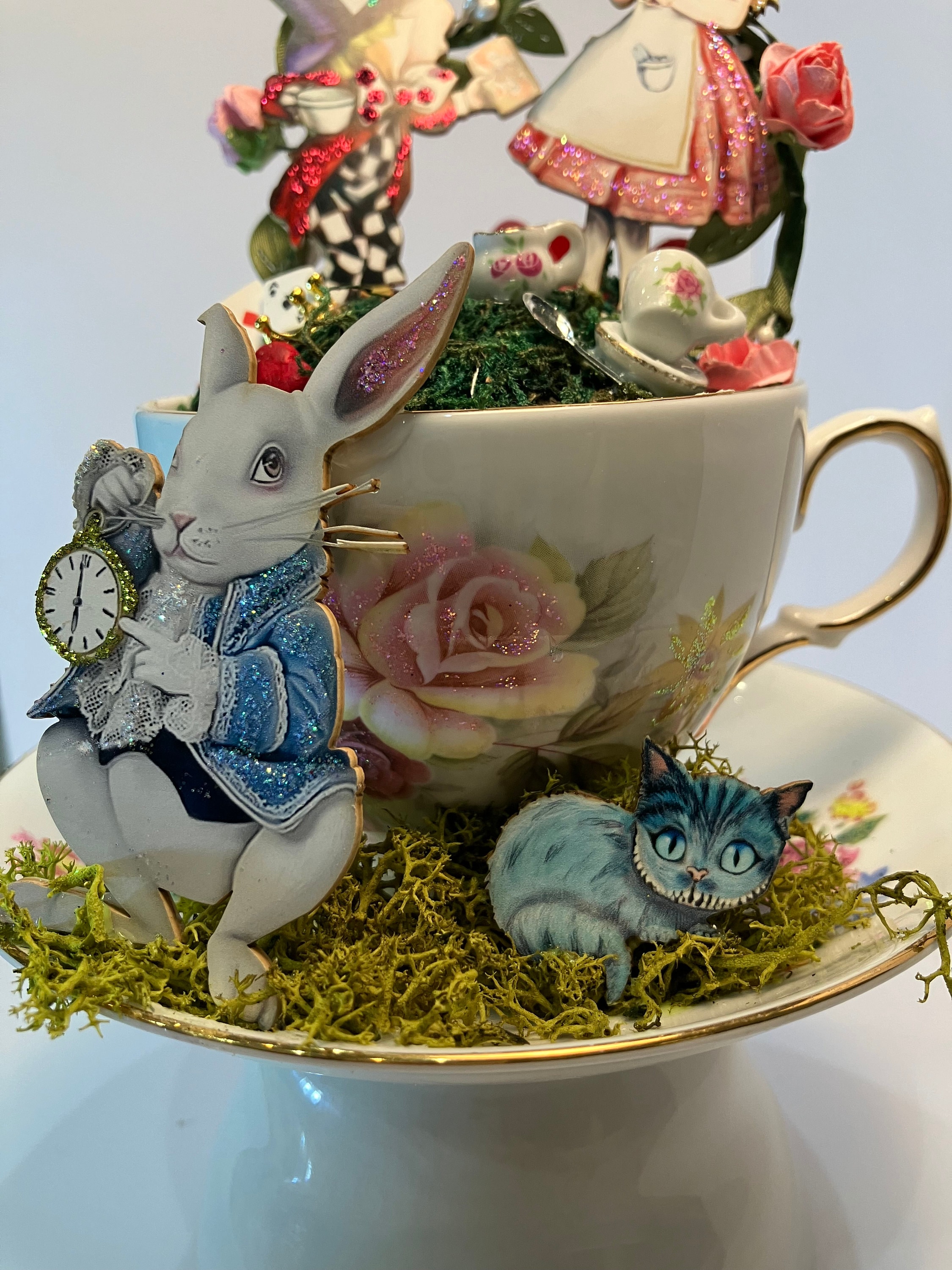 Alice in A Wonderland Vintage Teacup - Etsy