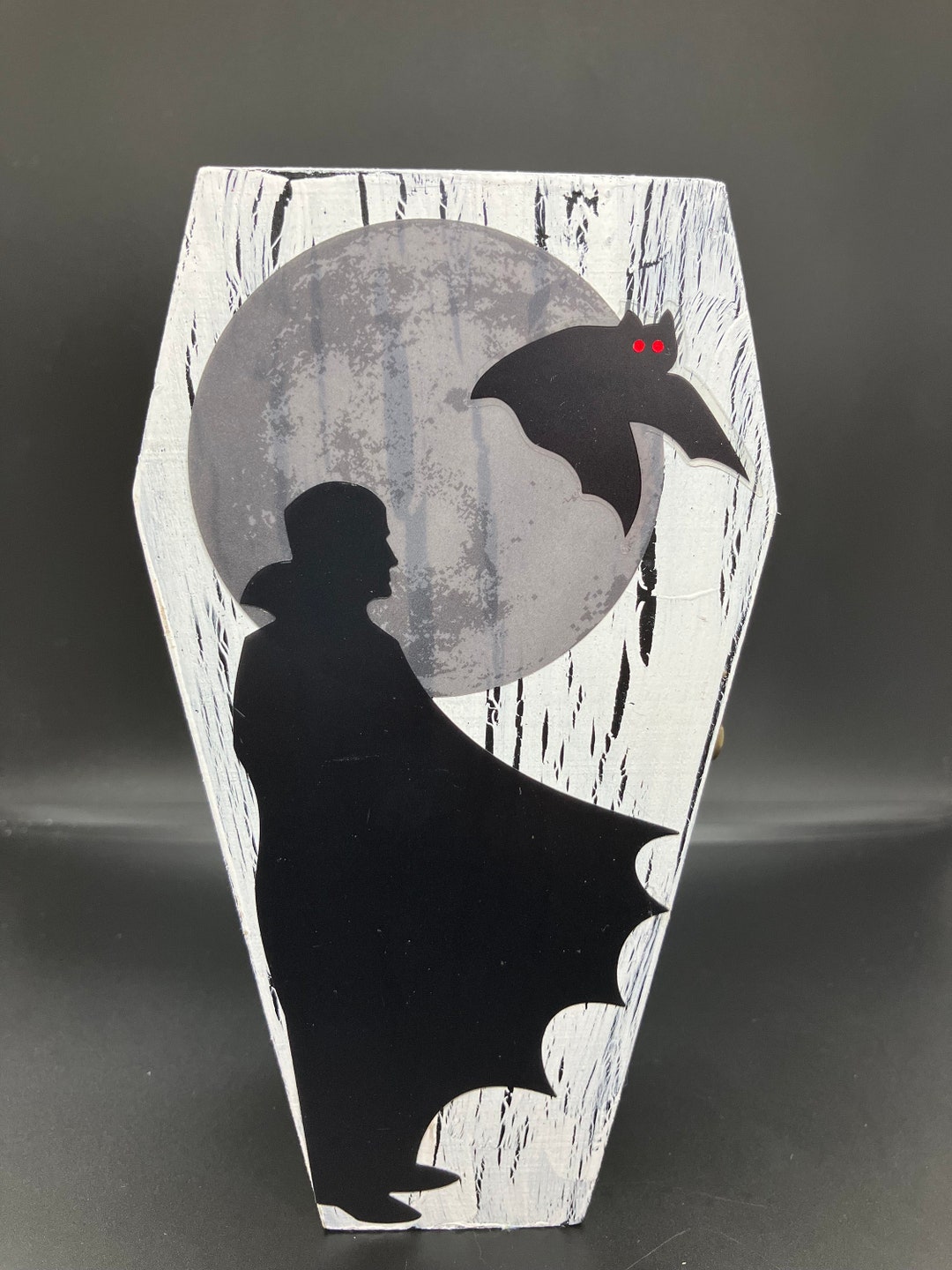 Vampire’s Coffin Apothecary Oddities Laboratory - Etsy