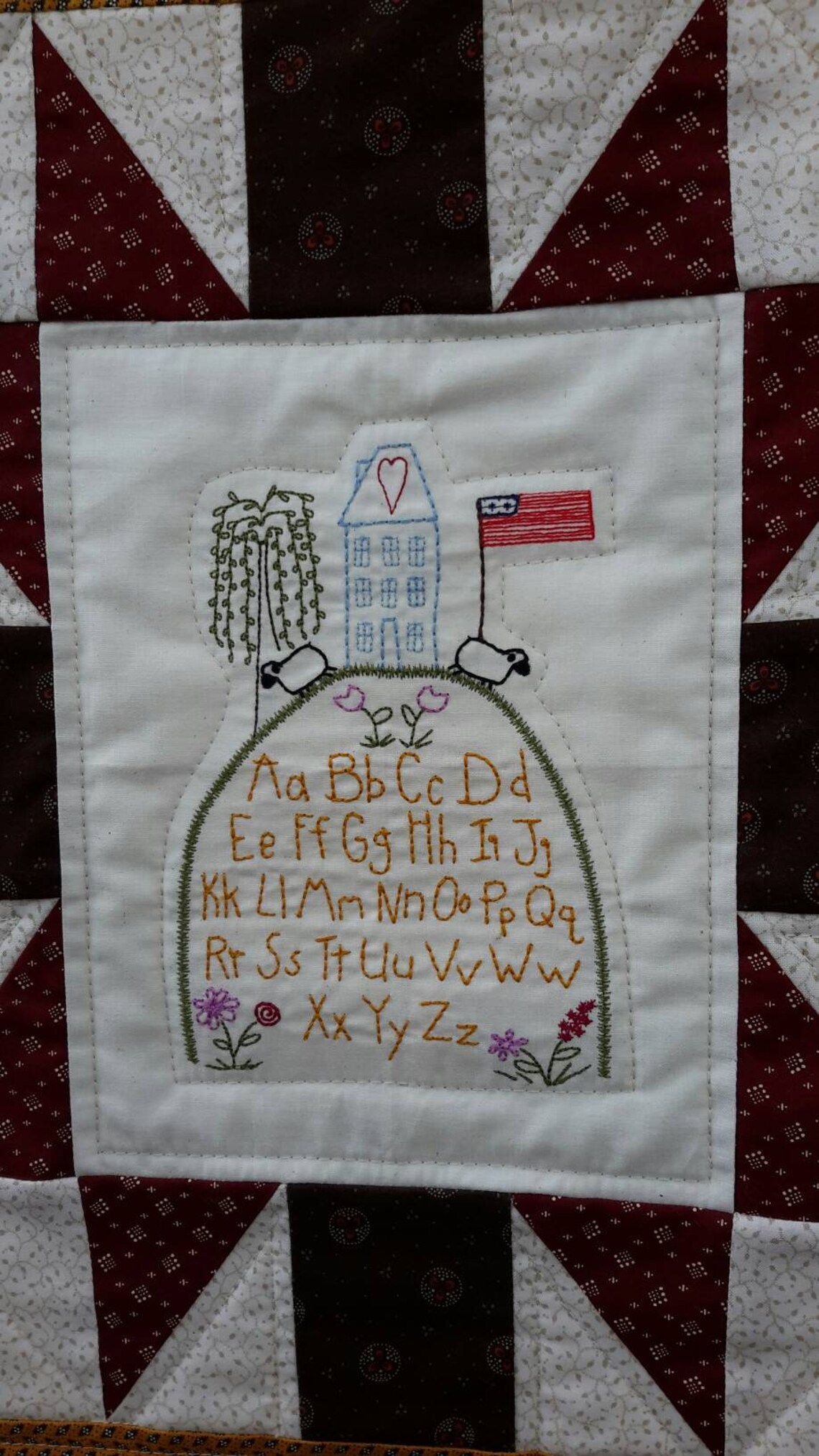 Primitive Patchwork Small Quilt, "house on the Hill" Machine ...