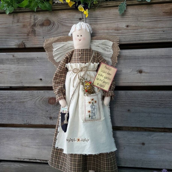 Primitive Garden - Etsy