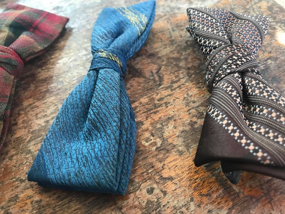 Three Vintage bow ties including BEAU CLIP 1950 - Gem
