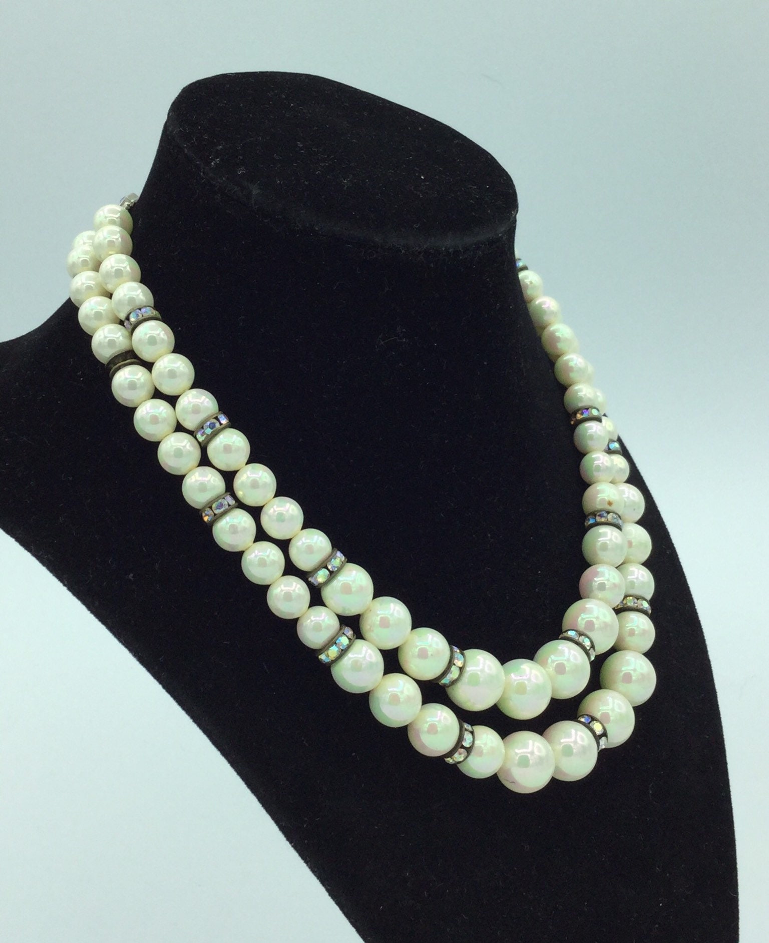 Vintage Double Stranded Cream Colored Costume Beaded Necklace Featuring ...