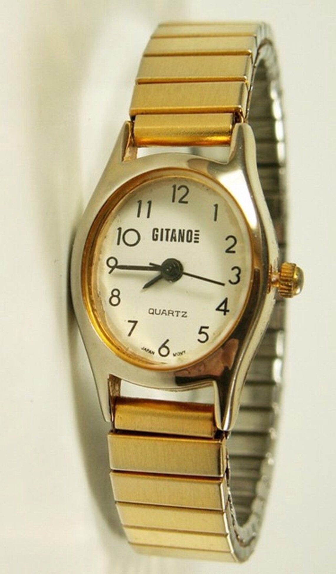 Lovely Vintage Ladies Gitano Designer Quartz Gold Tone White Dial Watch ...