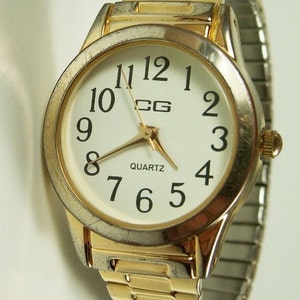 Vintage Ladies CG Designer Signed Gold Tone Quartz Watch Featuring ...