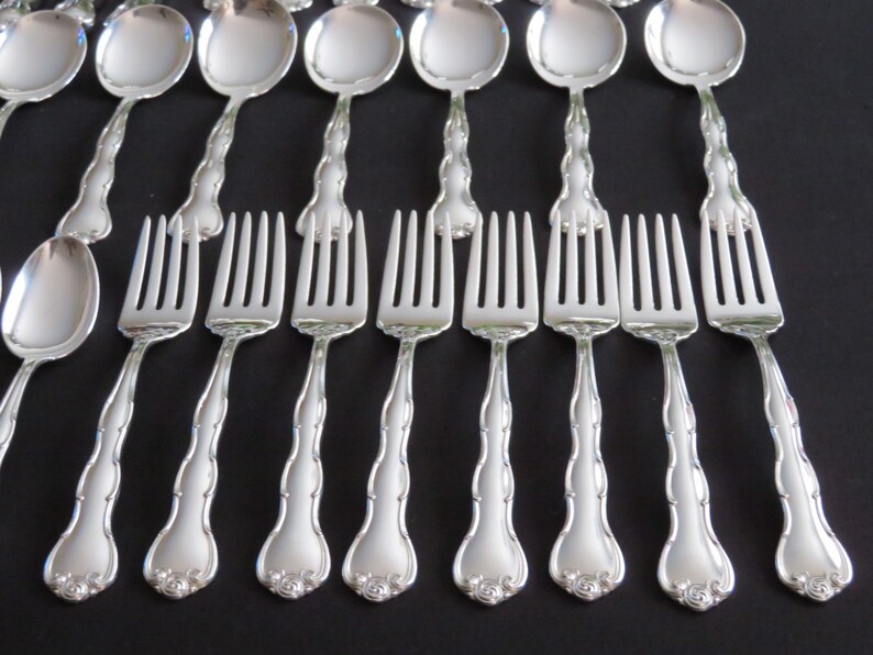 Elegant Vintage Gorham Sterling Silver Rondo Pattern Six Piece Place ...