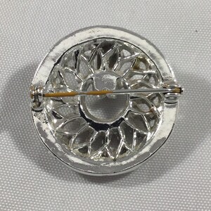 Vintage Ladies Silver Tone Modern Inspired Wreath Brooch Pin Featuring ...