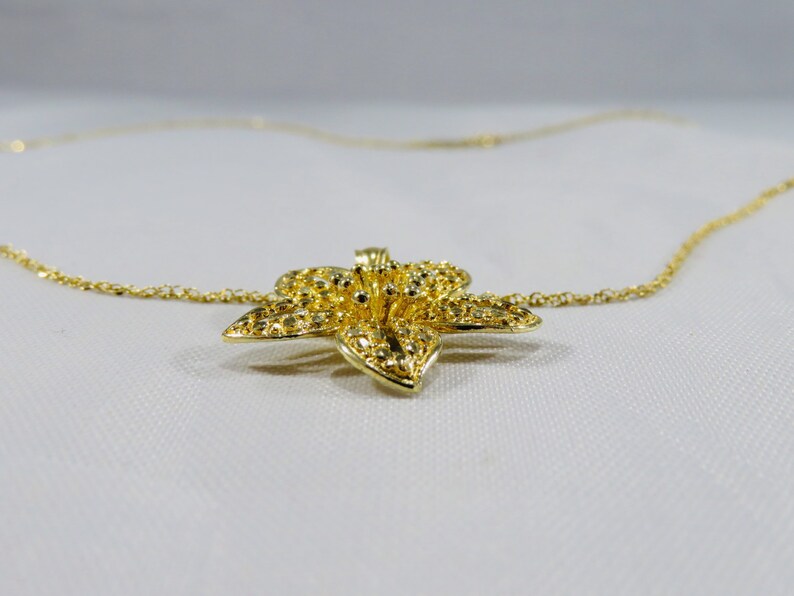 Vintage 10k Gold Chain Necklace With Delicate 10k Floral Pendant ...