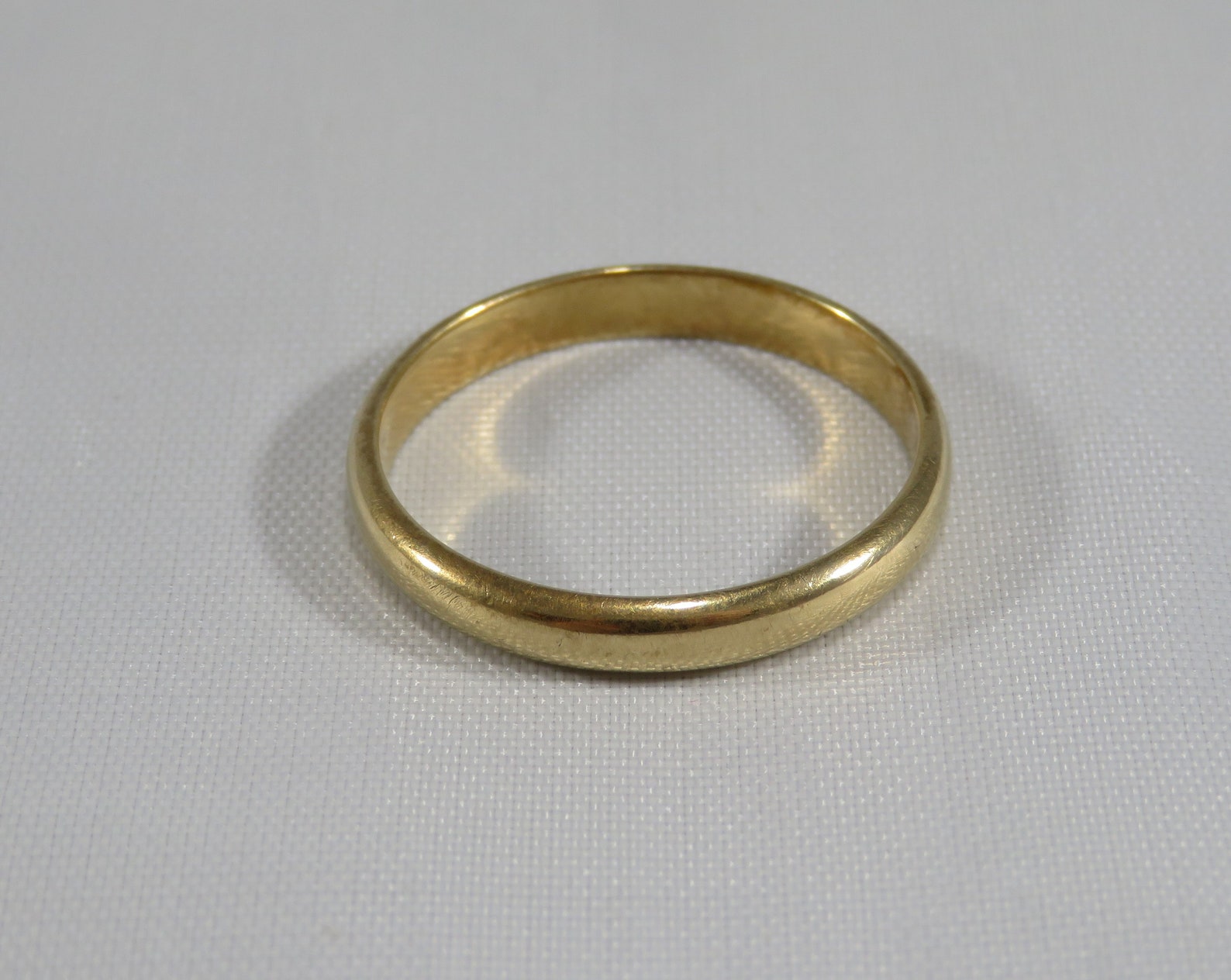 Vintage 14k Yellow Gold Gentlemans Wedding Band Featuring | Etsy