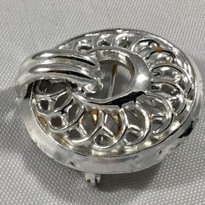 Vintage Ladies Silver Tone Modern Inspired Wreath Brooch Pin Featuring ...