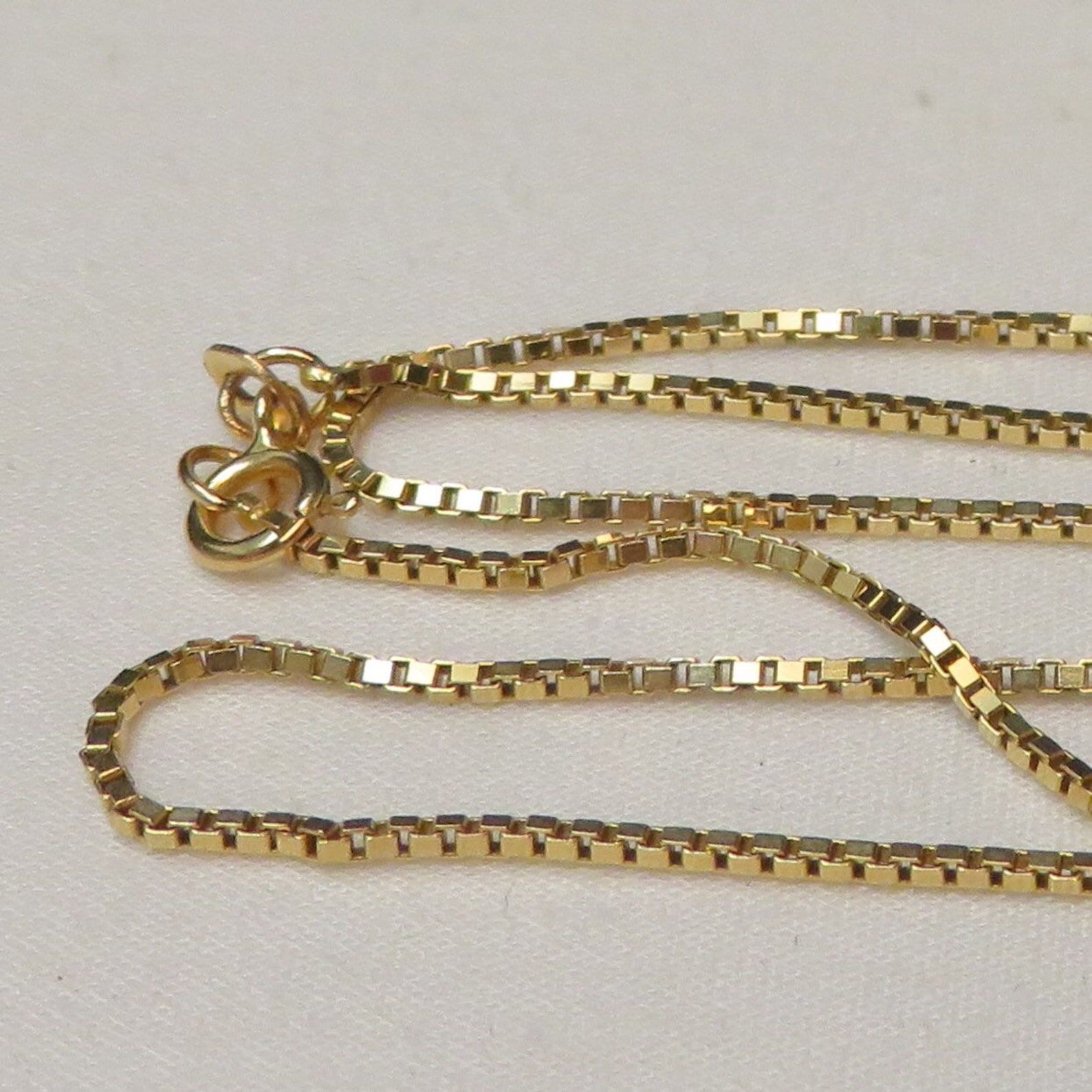 Vintage 14k Gold Designer Princess Style Box Chain Necklace Featuring ...